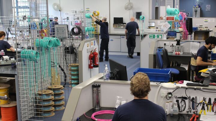 Services | Leader Optec